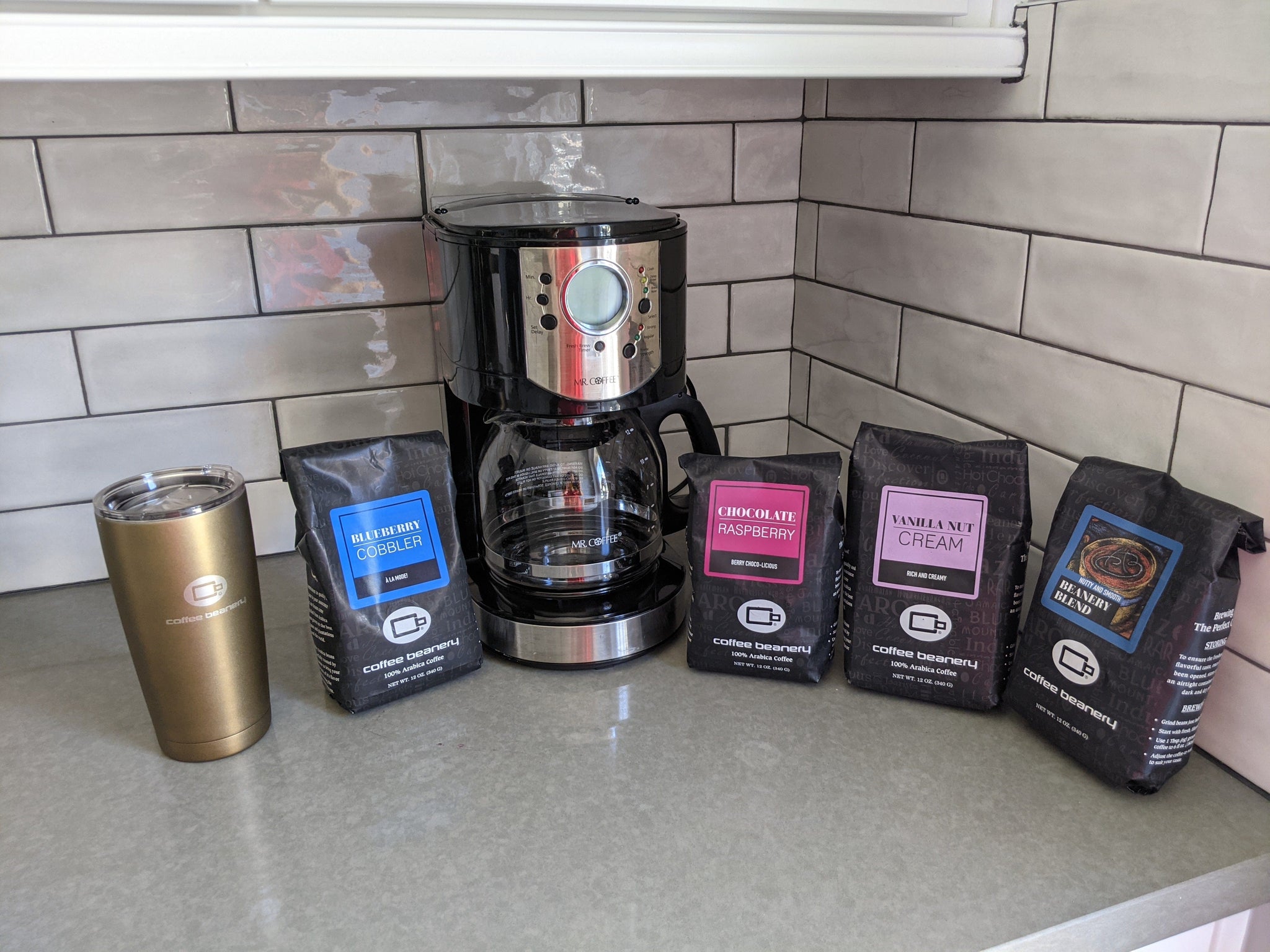 Vanilla Macadamia Nut Flavored Coffee: A Taste of Paradise